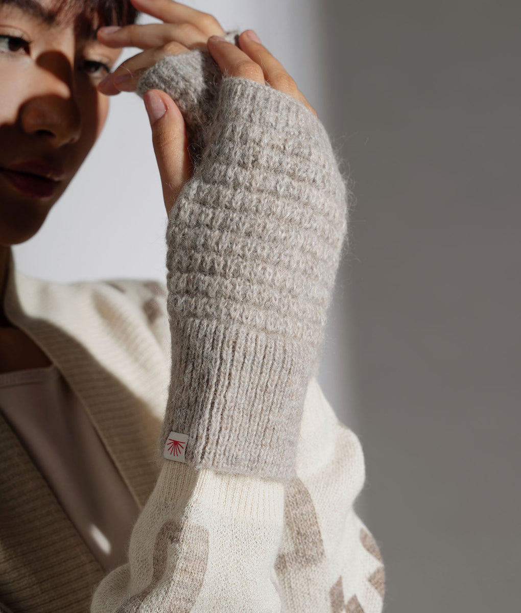 Seed Stitch Mittens - Utterly Taupe – Patapampa USA